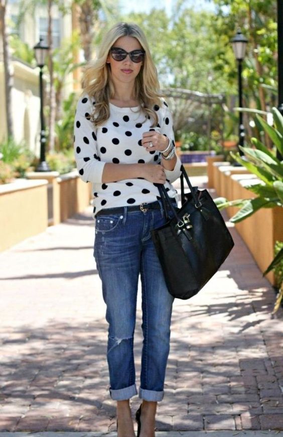 7 Stylish Summer Outfits for Women Over 40 – Dandelion Women